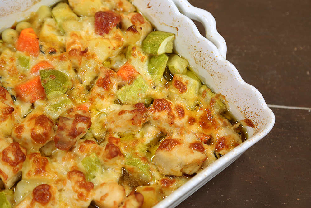 Fırında Tavuklu Türlü - Ev Yemekleri - Pratik ve Lezzetli Yemek ...